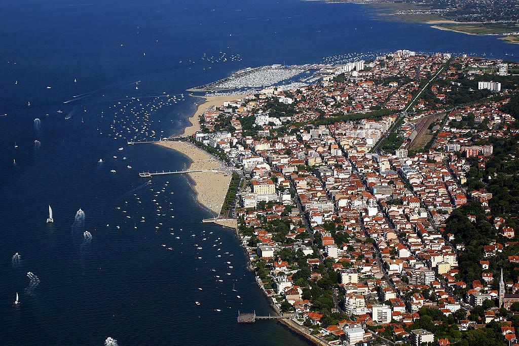 Arcachon, mesure de l'exposition aux ondes par Demain Conseils